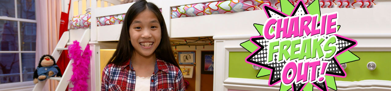 Charlie Freaks Out! | Flying Spaceships with Star Wars Rey