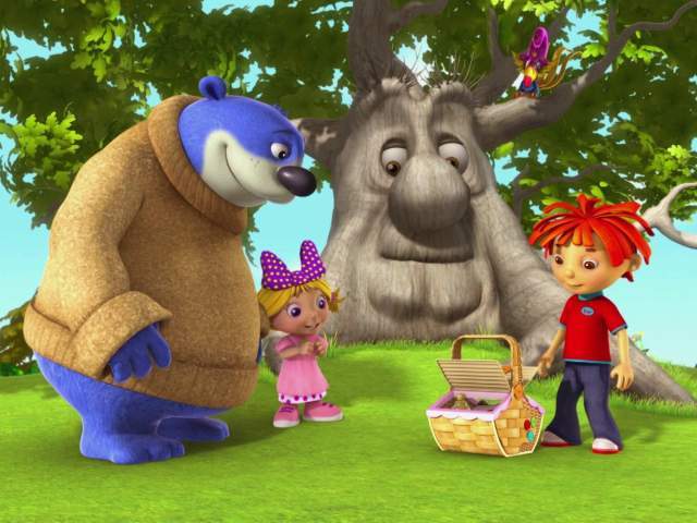 Everything's Rosie | How to Hide an Oak Tree