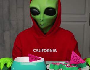 Frankenfood | How To Feed The Aliens | Cooking BRAIN COOKIES