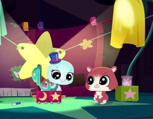 Littlest Pet Shop: World of Our Own | The Incredible Roman and Ray