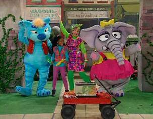 Skinnamarink TV | Giving