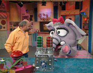 Skinnamarink TV | Love