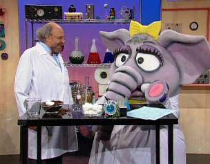 Skinnamarink TV | Giving