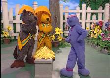 Elliot Moose | Tummy Ache / Mysterious Pieland / Space Monkeys ...